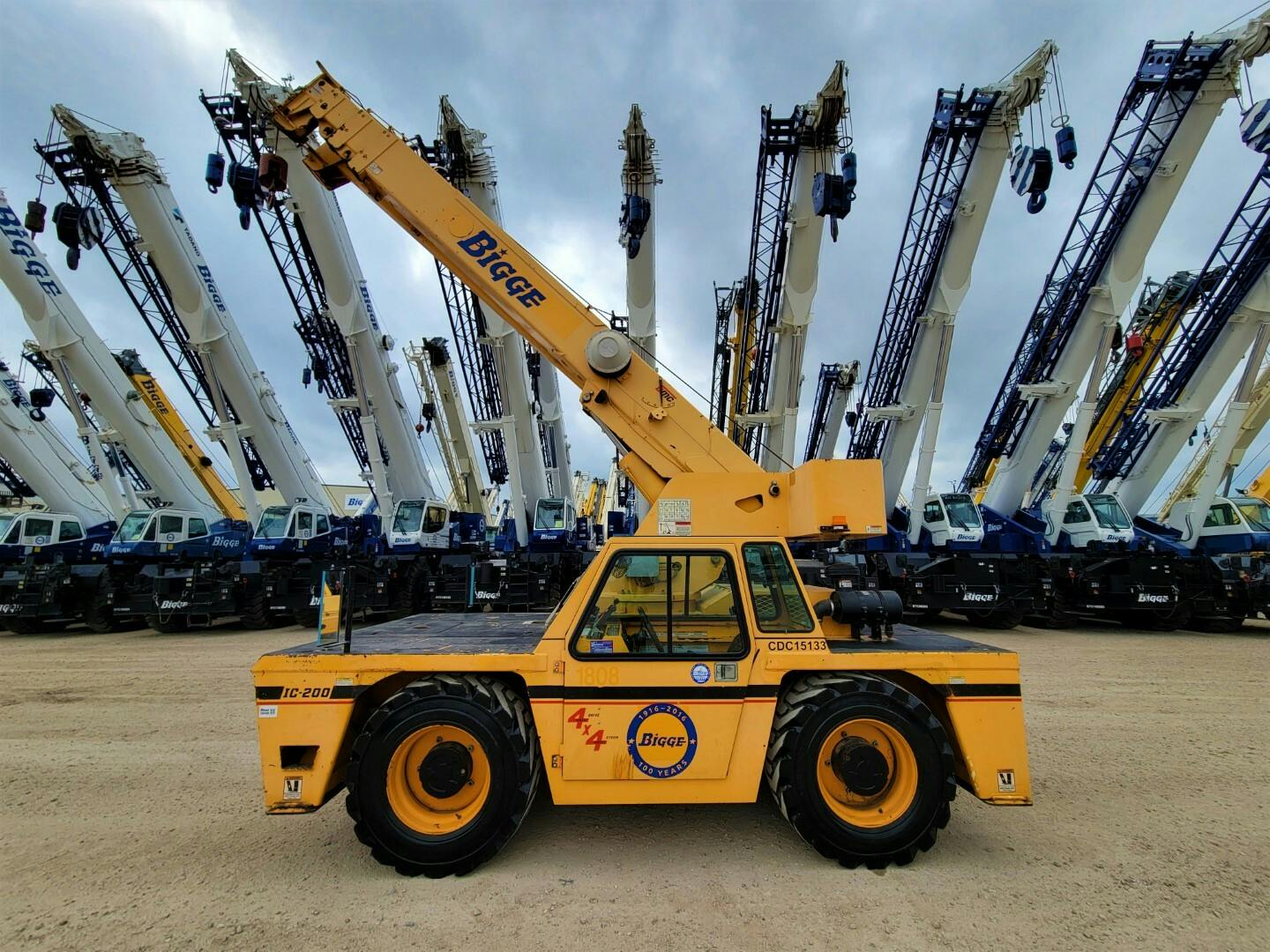 Broderson IC-80 Crane Overview and Specifications | Bigge.com