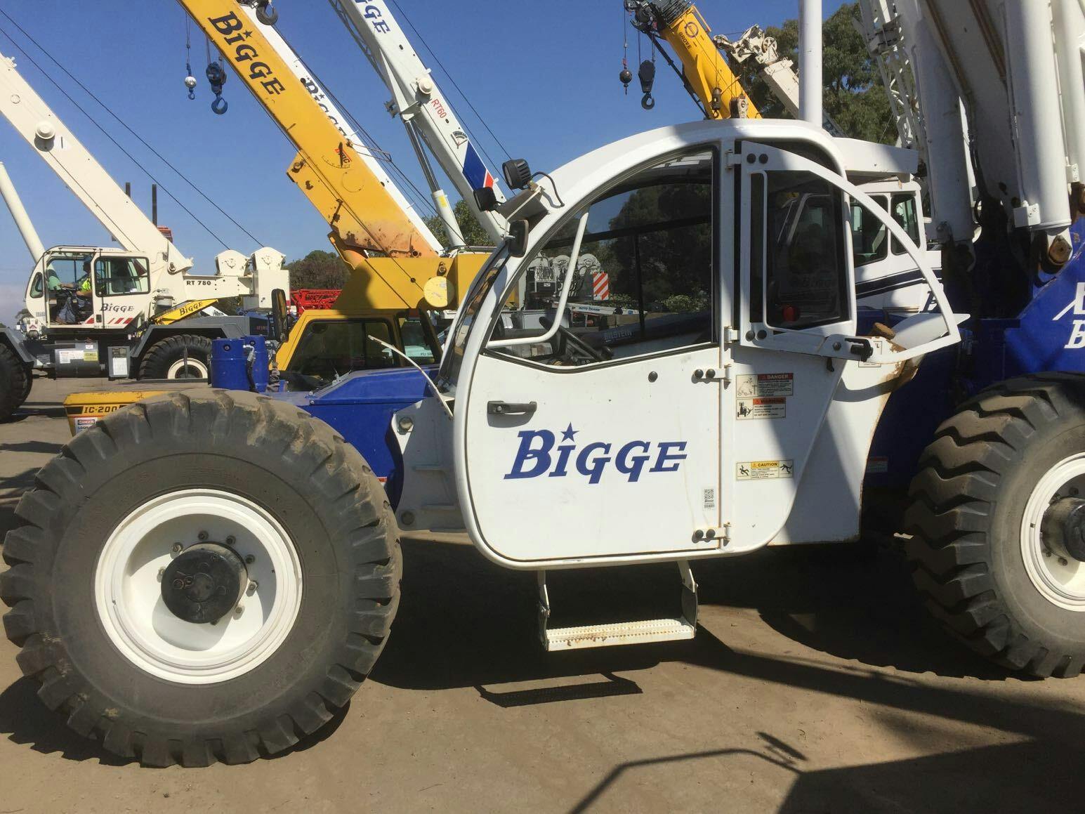 Xtreme XR3034 Crane Overview and Specifications | Bigge.com