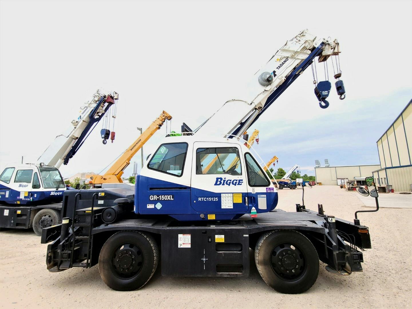 Broderson RT300 Load Chart and Specifications | Bigge.com | Bigge.com