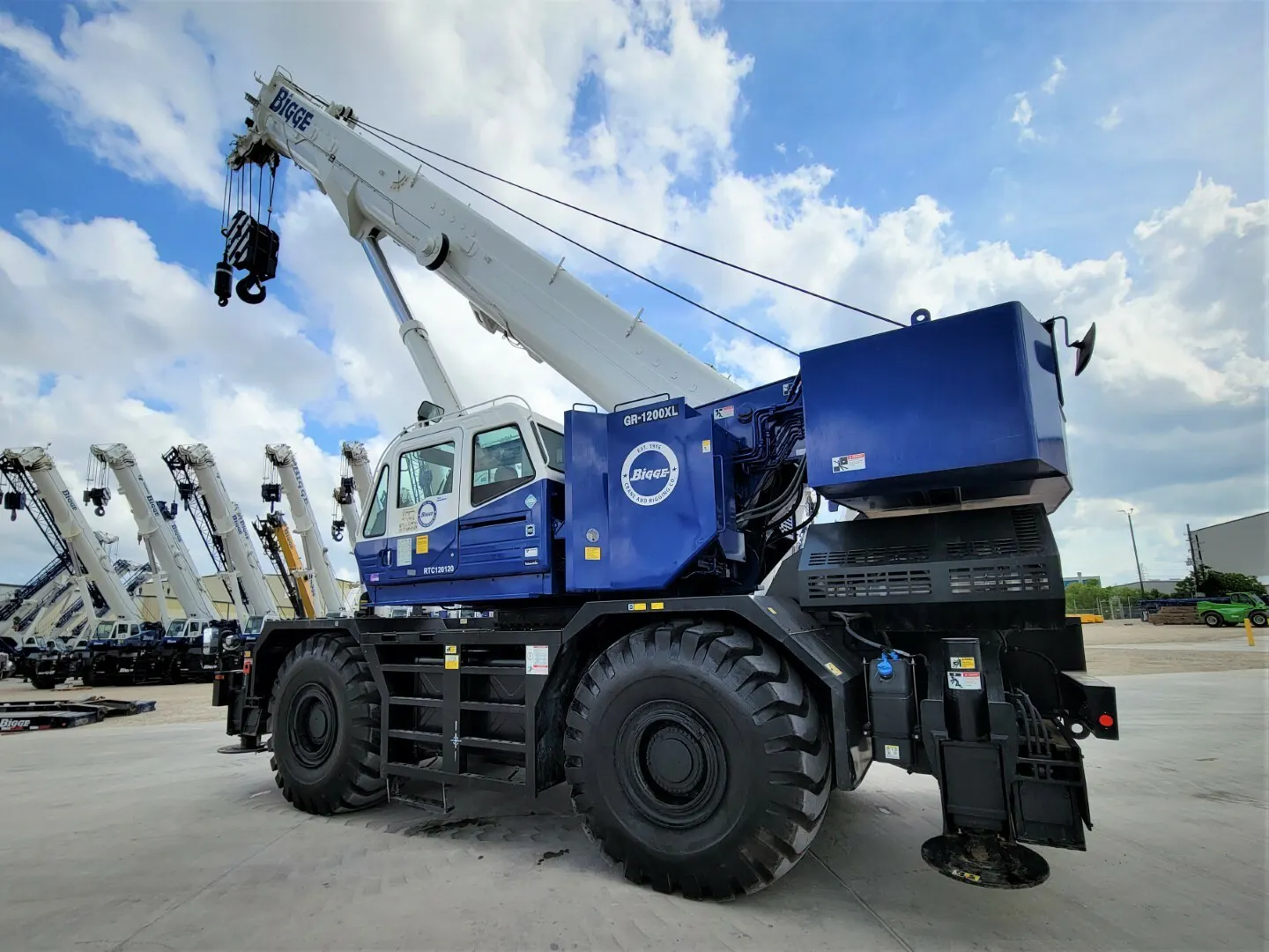 Tadano GR-1200XL Load Chart and Specifications | Bigge.com