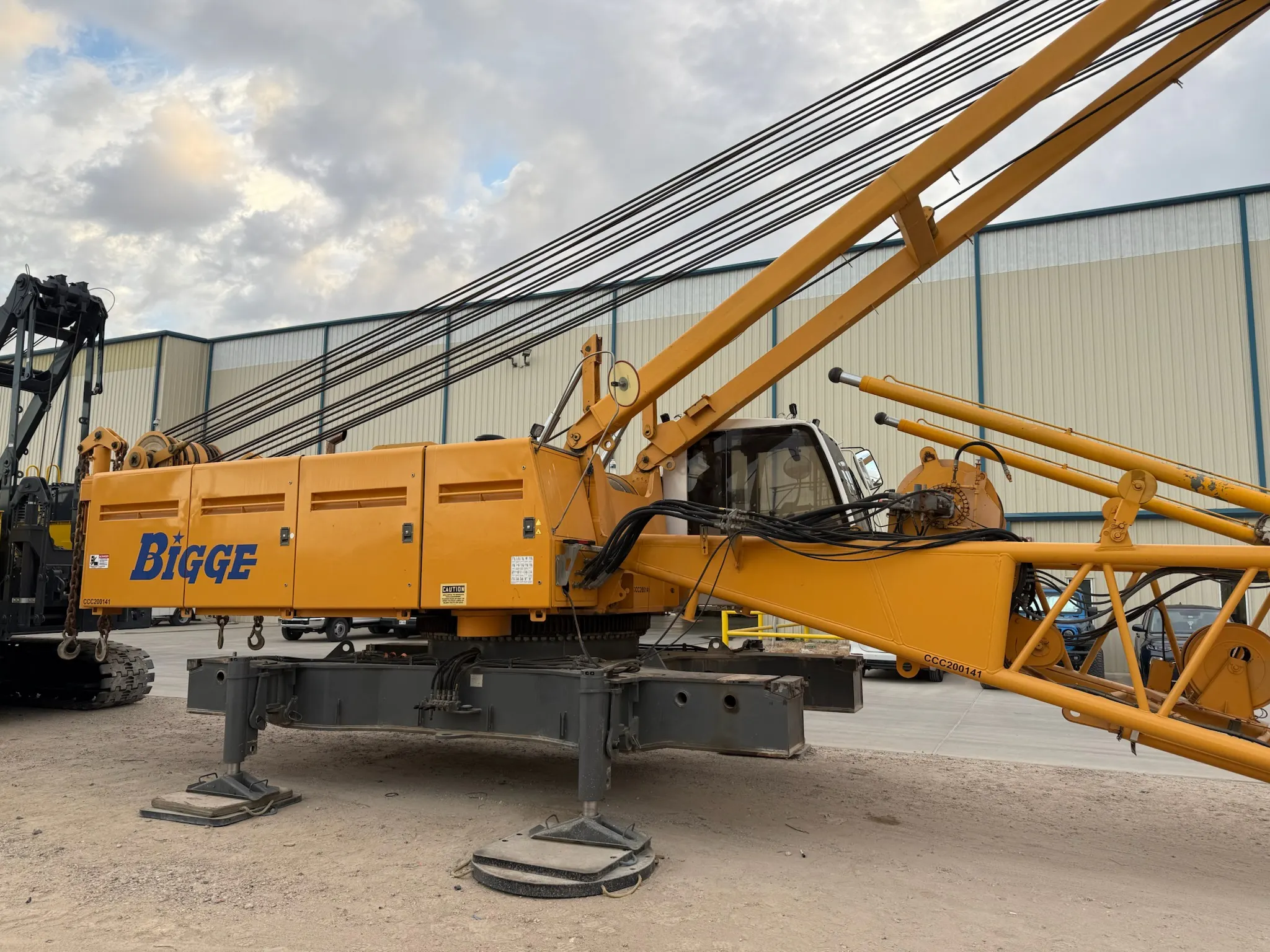 Manitowoc 777 Load Chart and Specifications | Bigge.com | Bigge.com