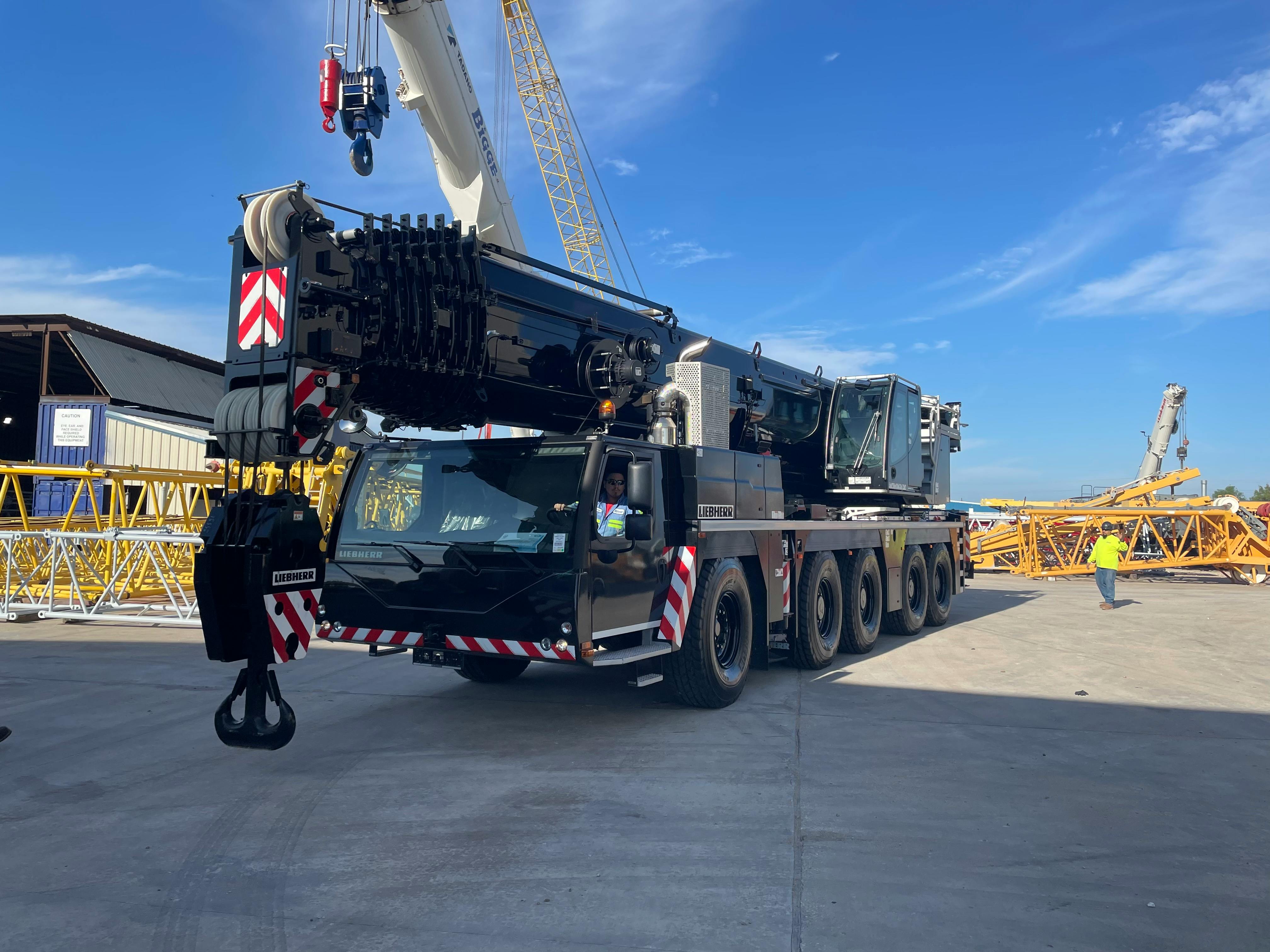 Liebherr LTM 1230-5.1 Crane Overview and Specifications | Bigge.com