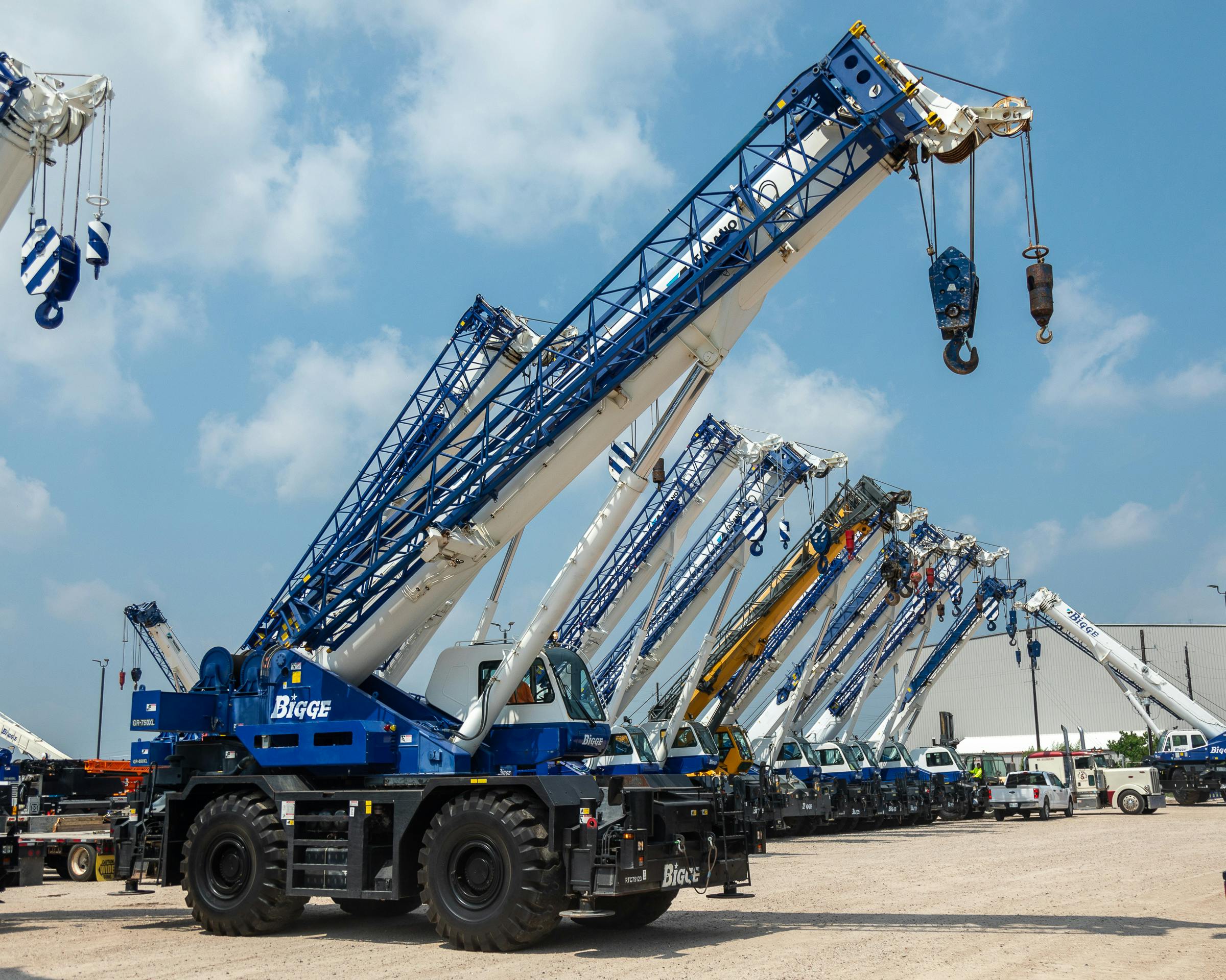 Link-Belt 110RT Crane Overview and Specifications | Bigge.com