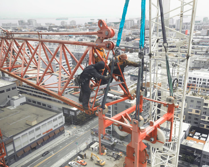 Crane Rental Costs: What to Expect & Key Pricing Factors | Bigge.com